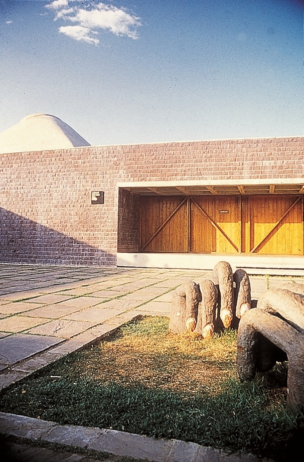 BHARAT BHAVAN - Charles Correa Foundation