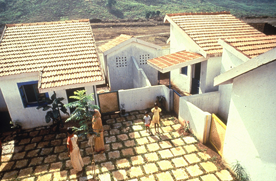 INCREMENTAL HOUSING - Charles Correa Foundation